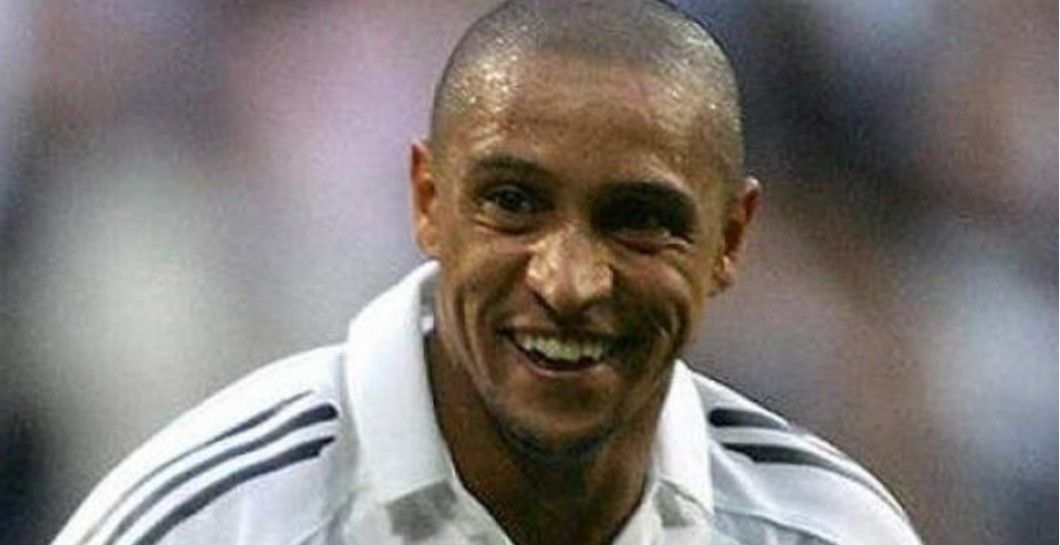 Roberto Carlos critica a Hodgson por su posición en el Inter de Milán