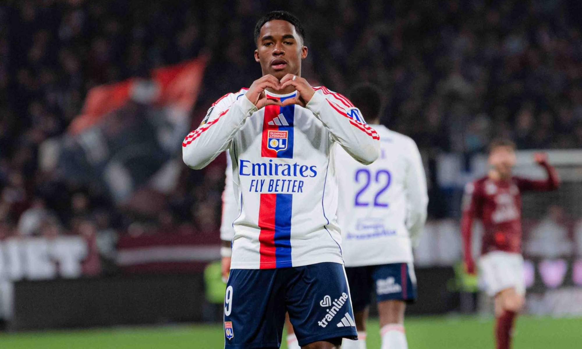 Endrick (19) marca un hat-trick con el Lyon y señala el gran error de ...